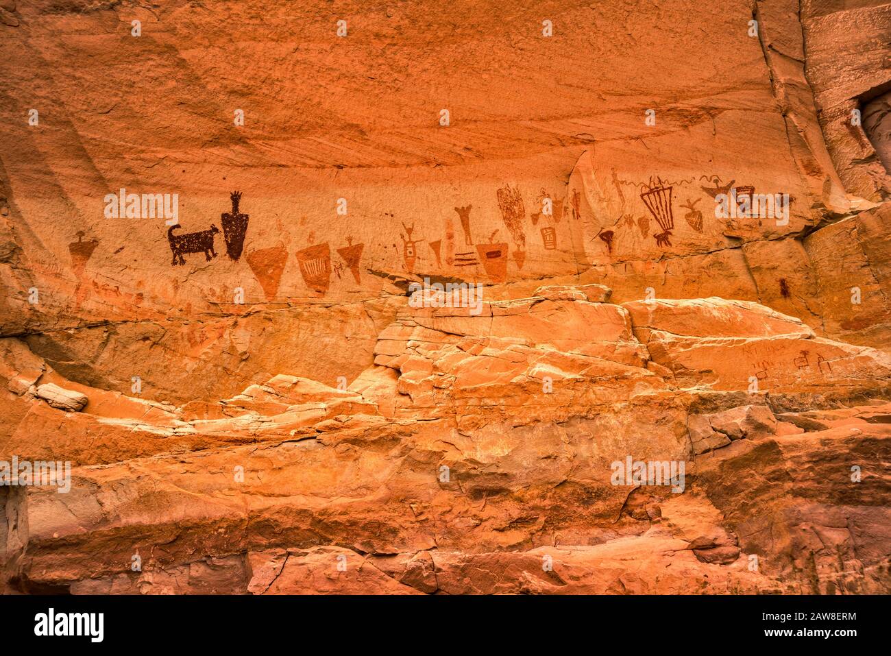 Barrier Canyon style pictographs at Horseshoe Shelter, Horseshoe Canyon ...