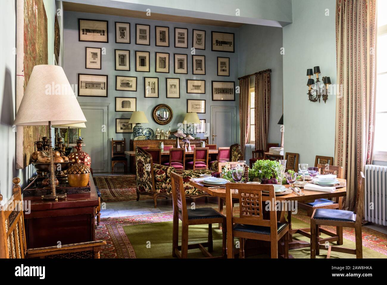 Edwardian style dining room Stock Photo - Alamy