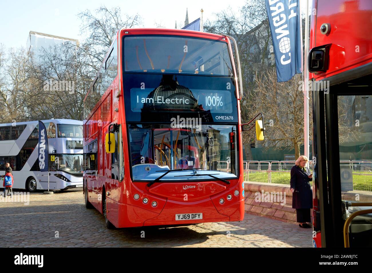 London electric vehicle hi-res stock photography and images - Alamy