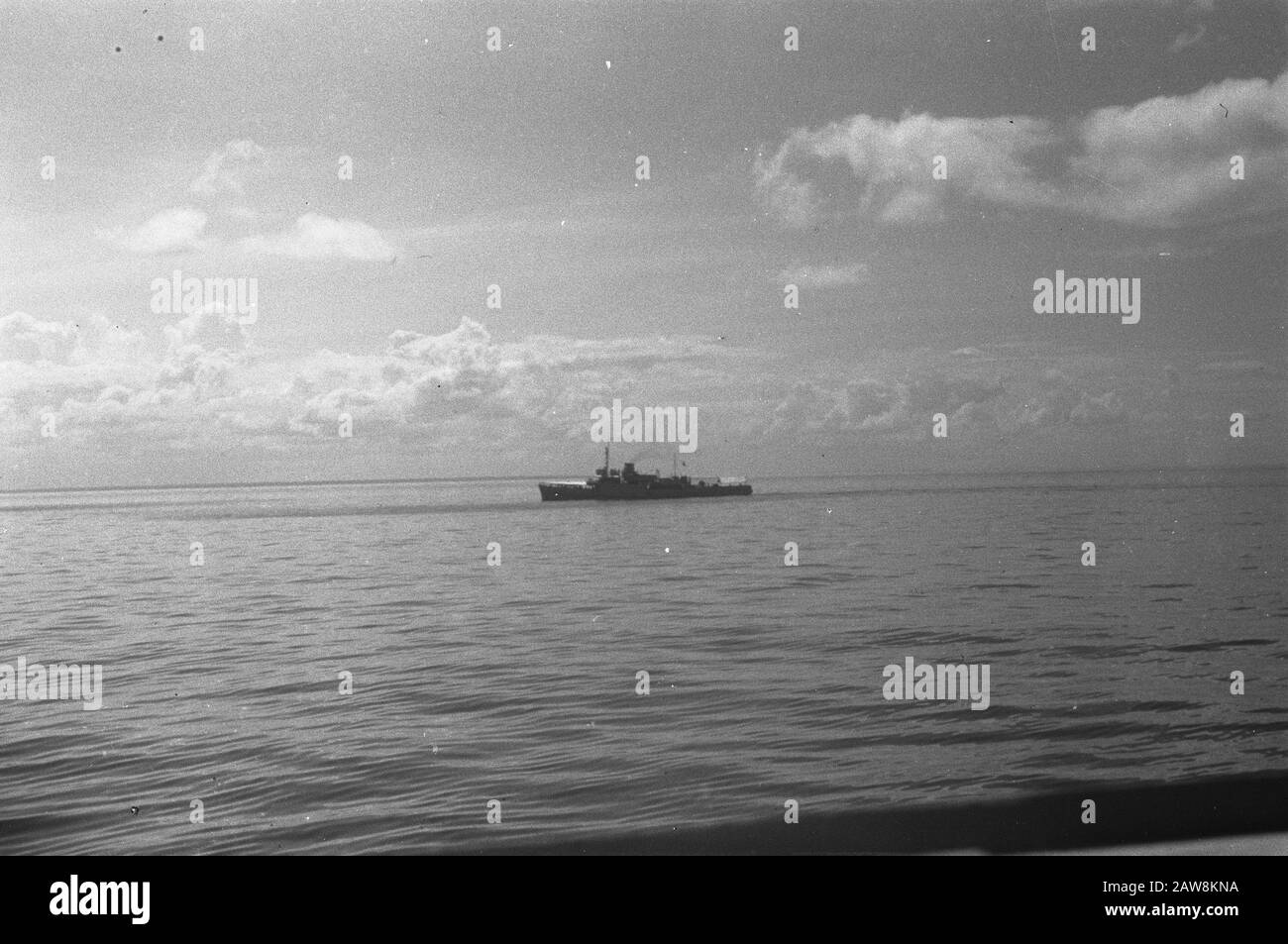 Photos liberation North Sumatra [Warship at sea] Date: December 19 ...
