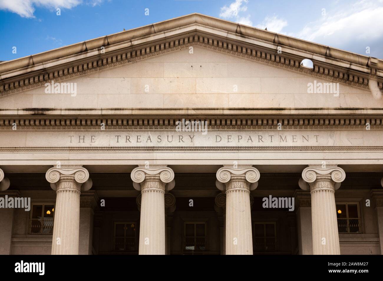 Exterior of United States Department of Treasury daytime Stock Photo ...