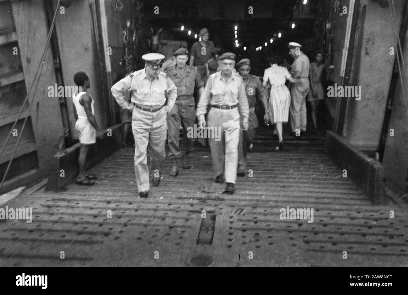 Check Corps to Priok Special Forces (KST) [officers leaving a large ...