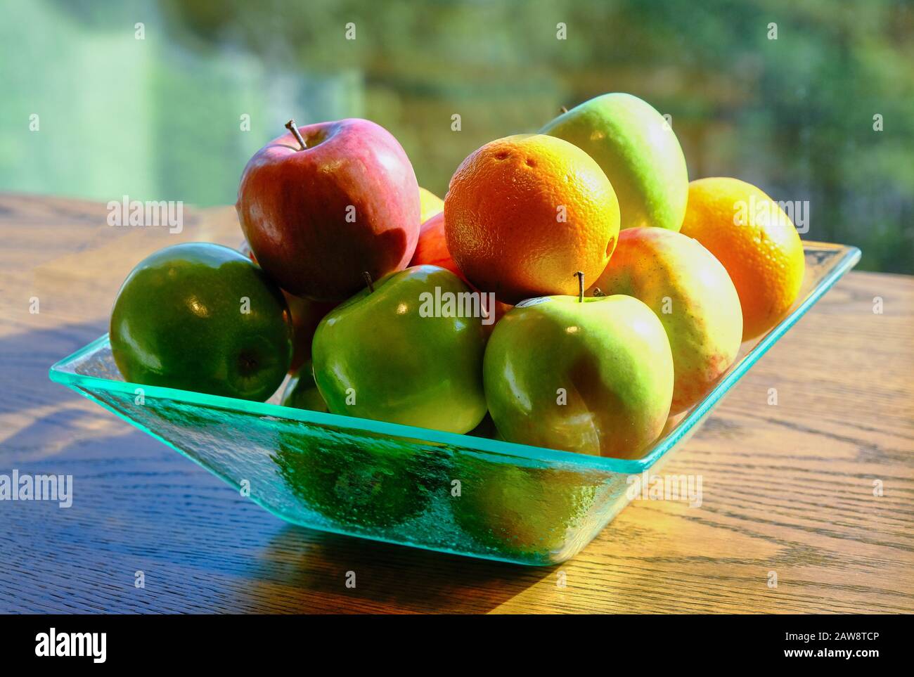 Apple and oranges hi-res stock photography and images - Alamy
