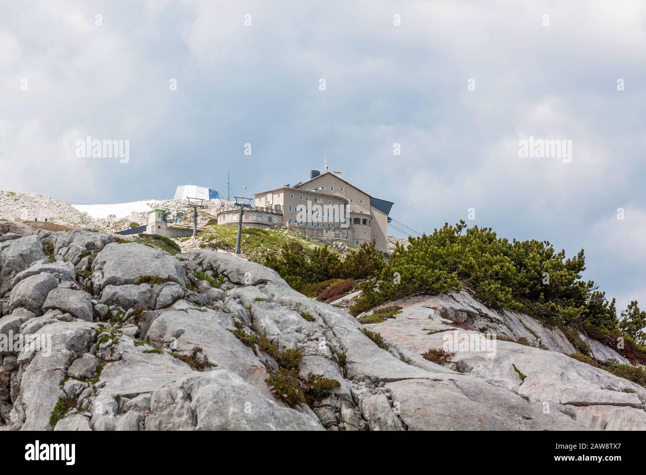 Dachstein summit station Stock Photo - Alamy