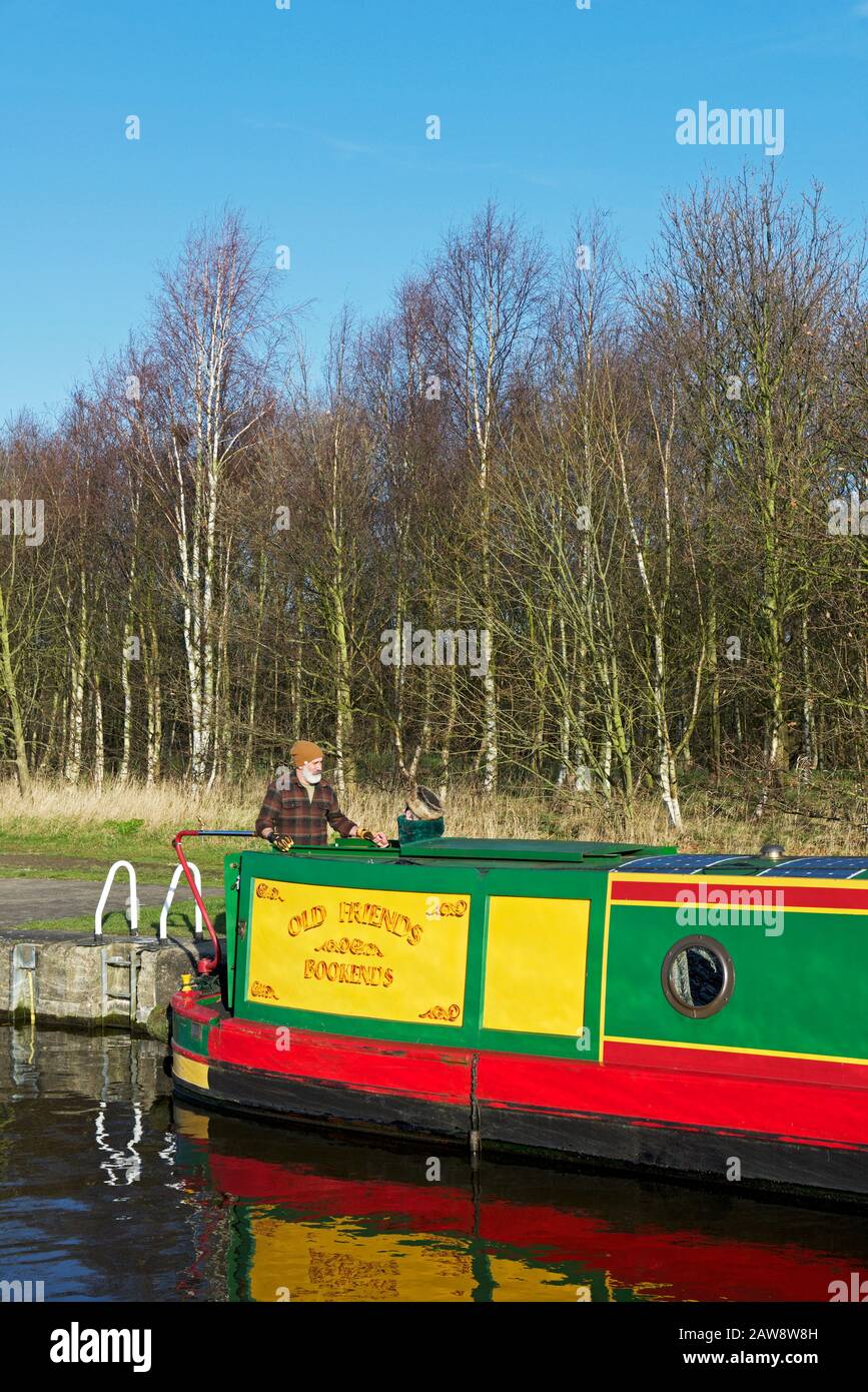 Narrowboat on the Aire & Calder Navigation, Methley, West Yorkshire ...