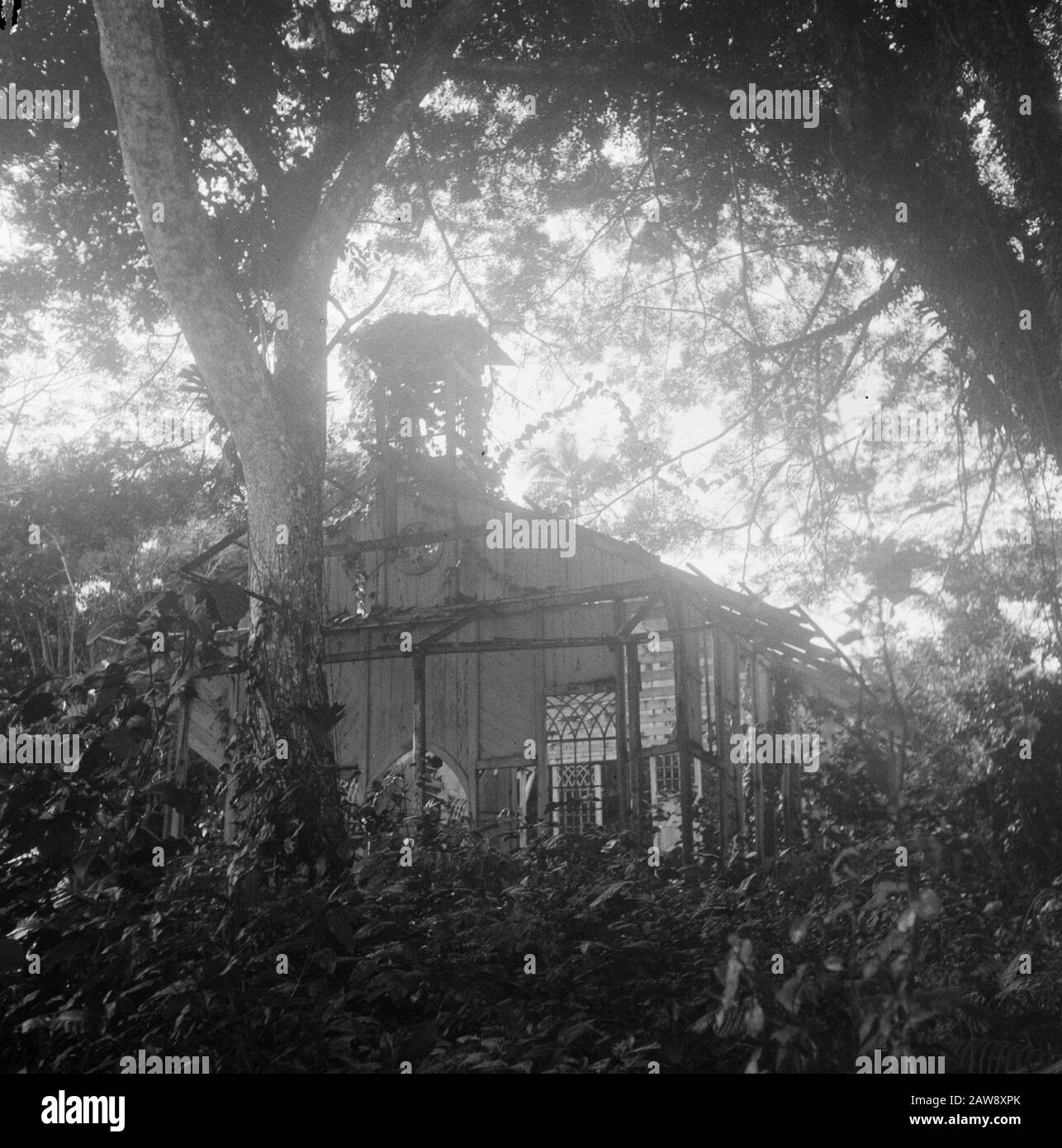 Mansinam island hi-res stock photography and images - Alamy