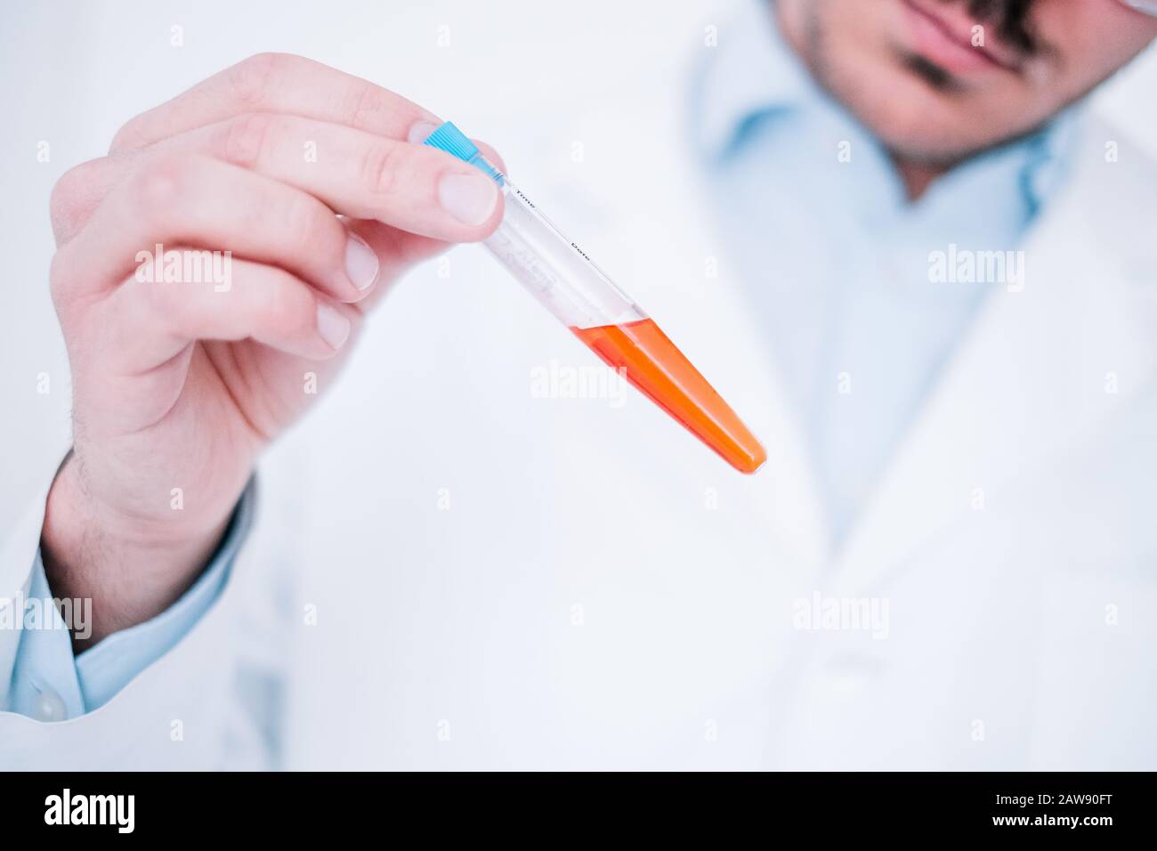 Doctor laboratory tubes hi-res stock photography and images - Alamy
