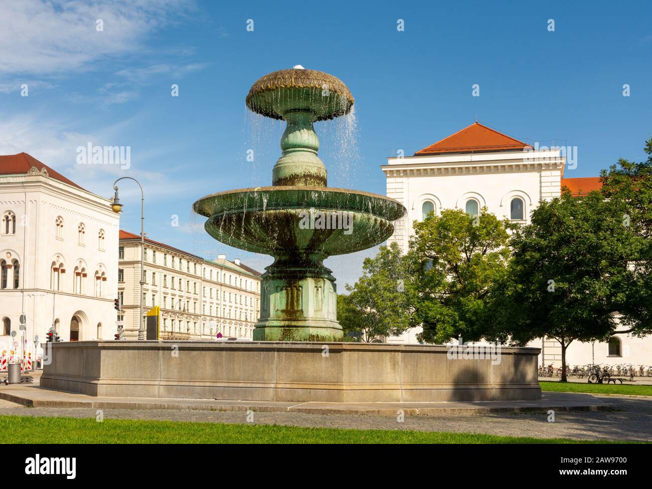 Fountain at the Ludwig Maximilian University of Munich Stock Photo - Alamy