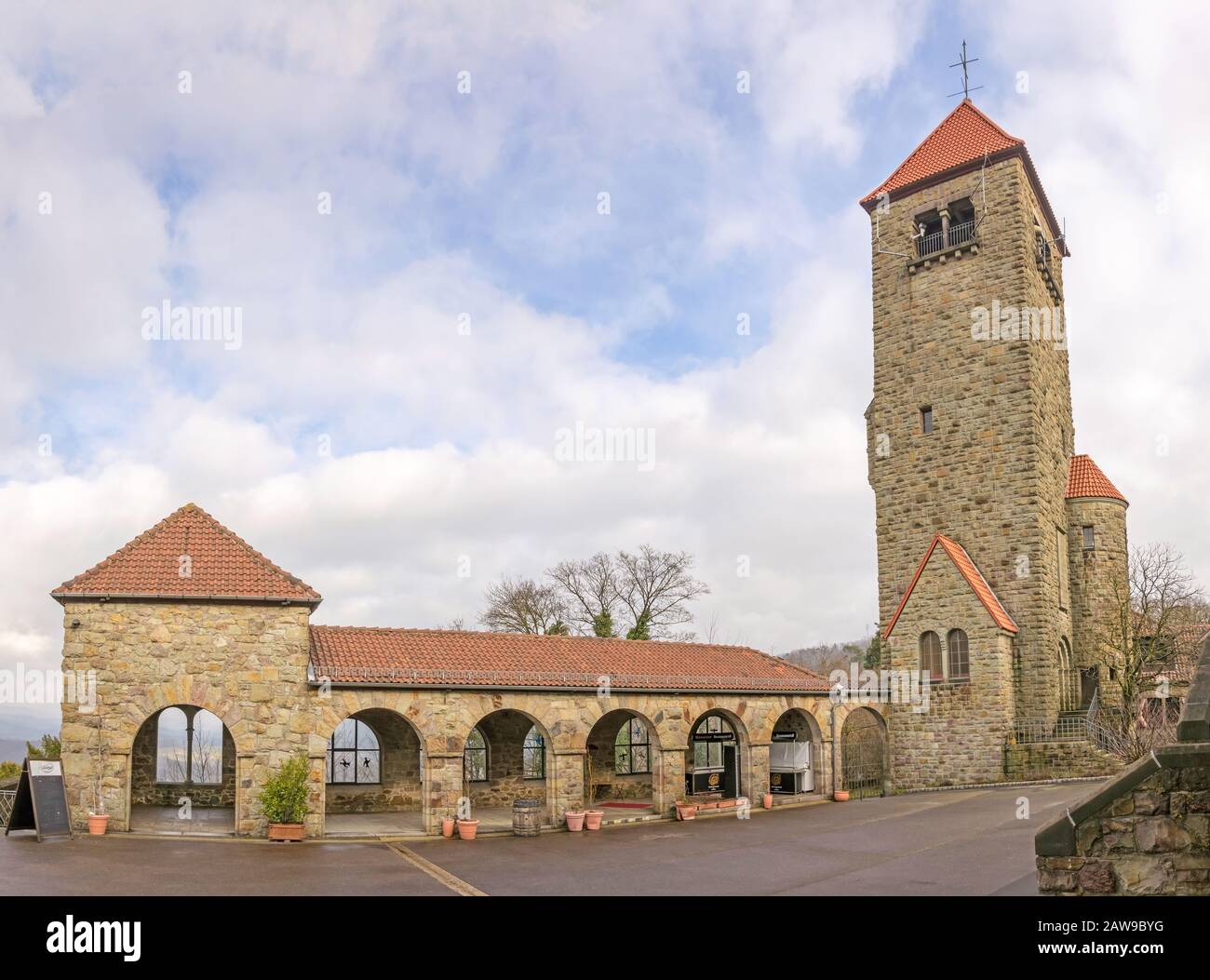 Wachenburg castle hi-res stock photography and images - Alamy