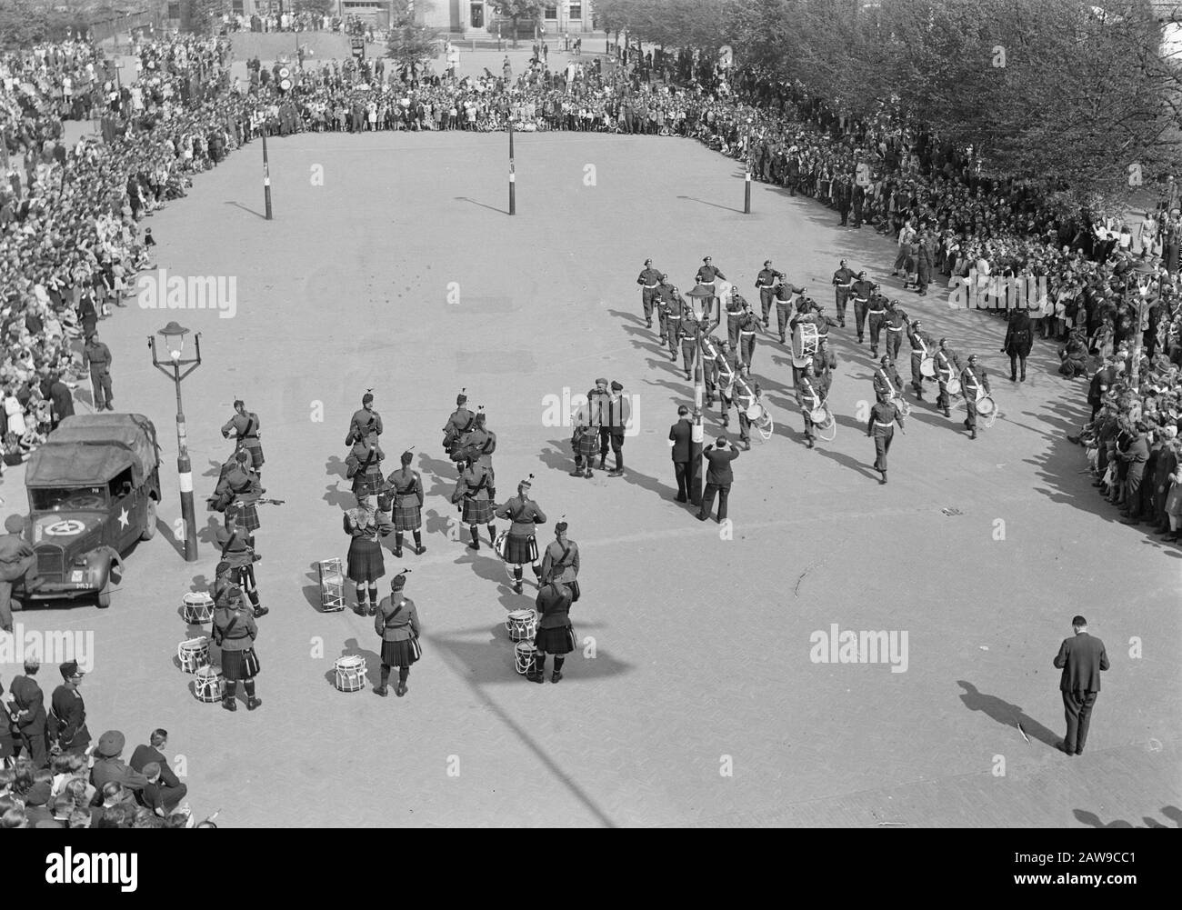 Liberation tradition Black and White Stock Photos & Images - Alamy