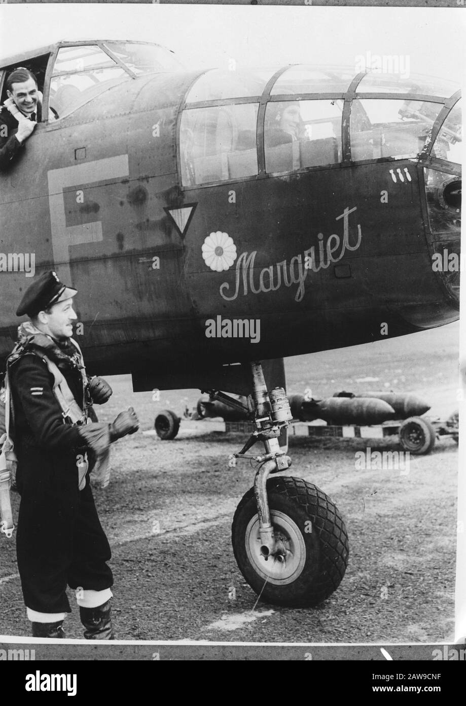 American pilots bomber pilots hi-res stock photography and images - Alamy