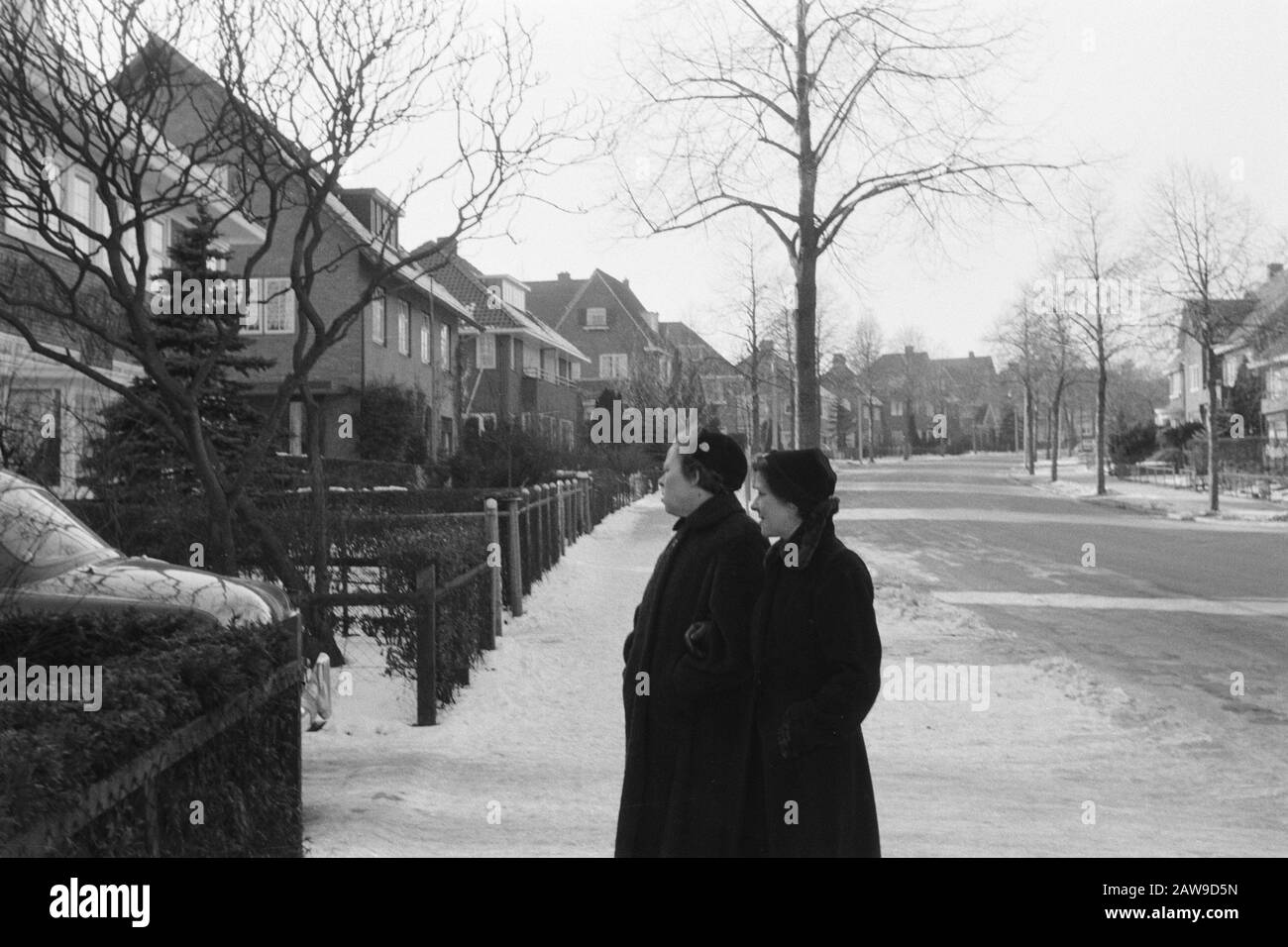 Personal scenes Black and White Stock Photos & Images - Alamy