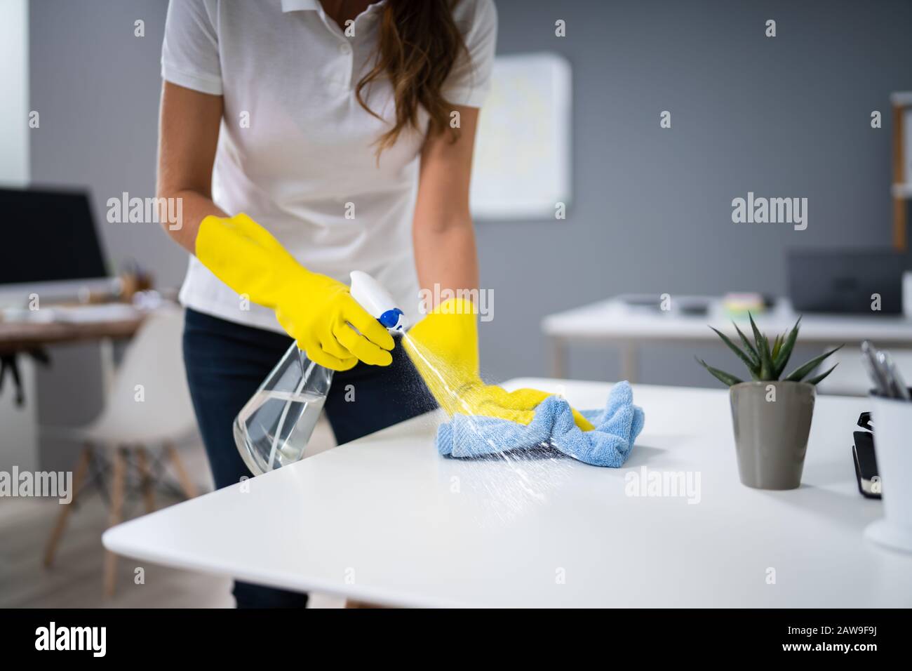 Dirty worker hi-res stock photography and images - Alamy