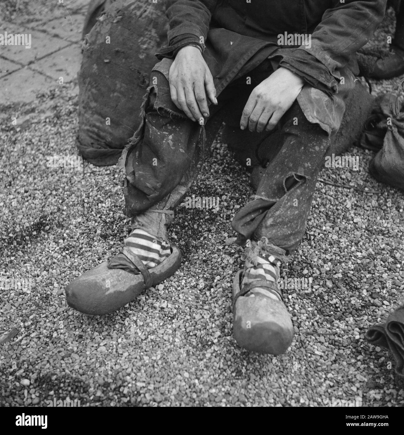 Returnee hi-res stock photography and images - Alamy