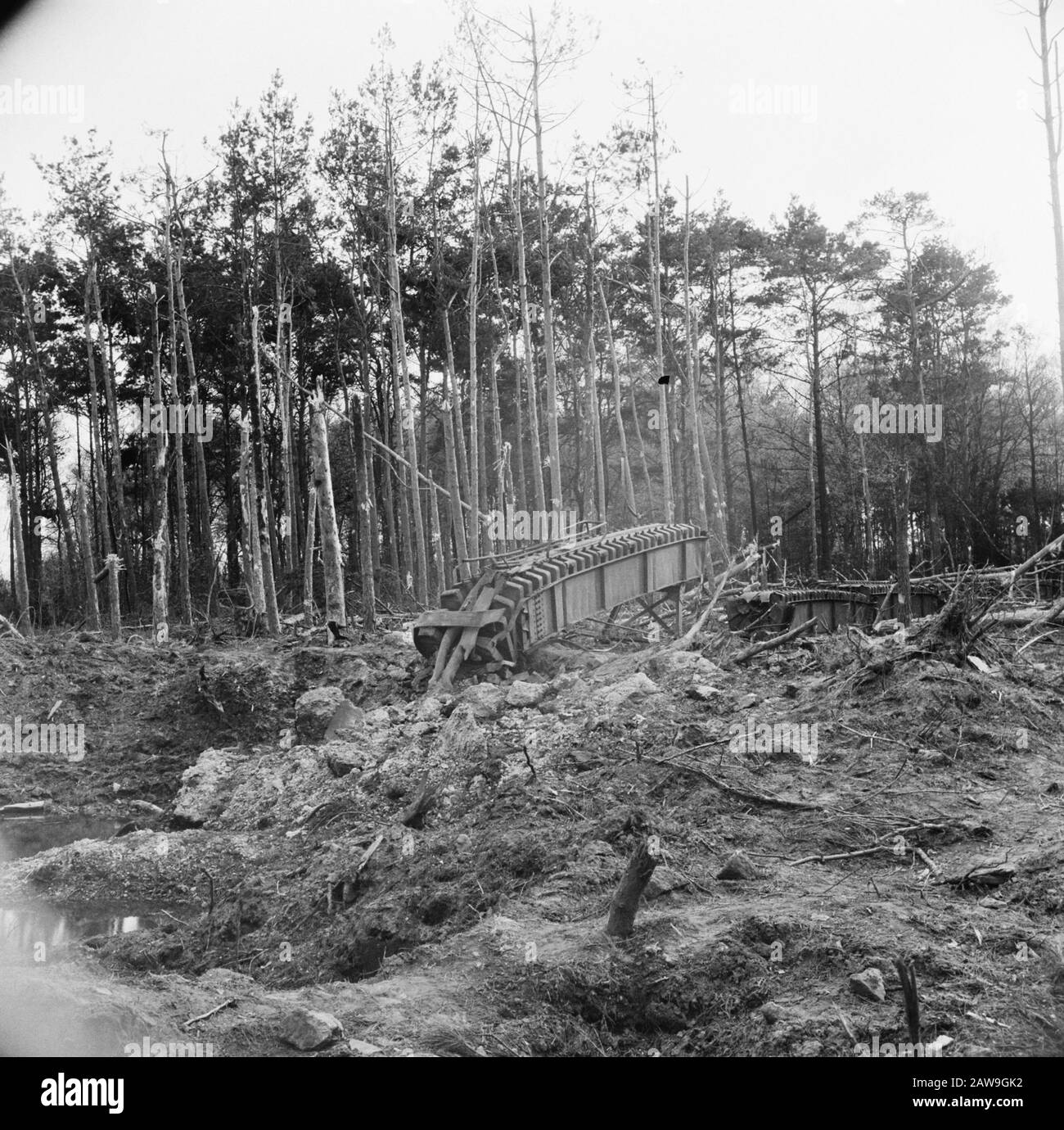 Antwerp port 1945 Black and White Stock Photos & Images - Alamy