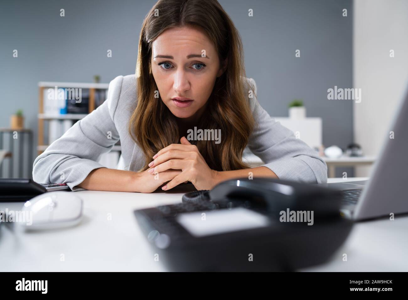 Lady waiting for call hi-res stock photography and images - Alamy