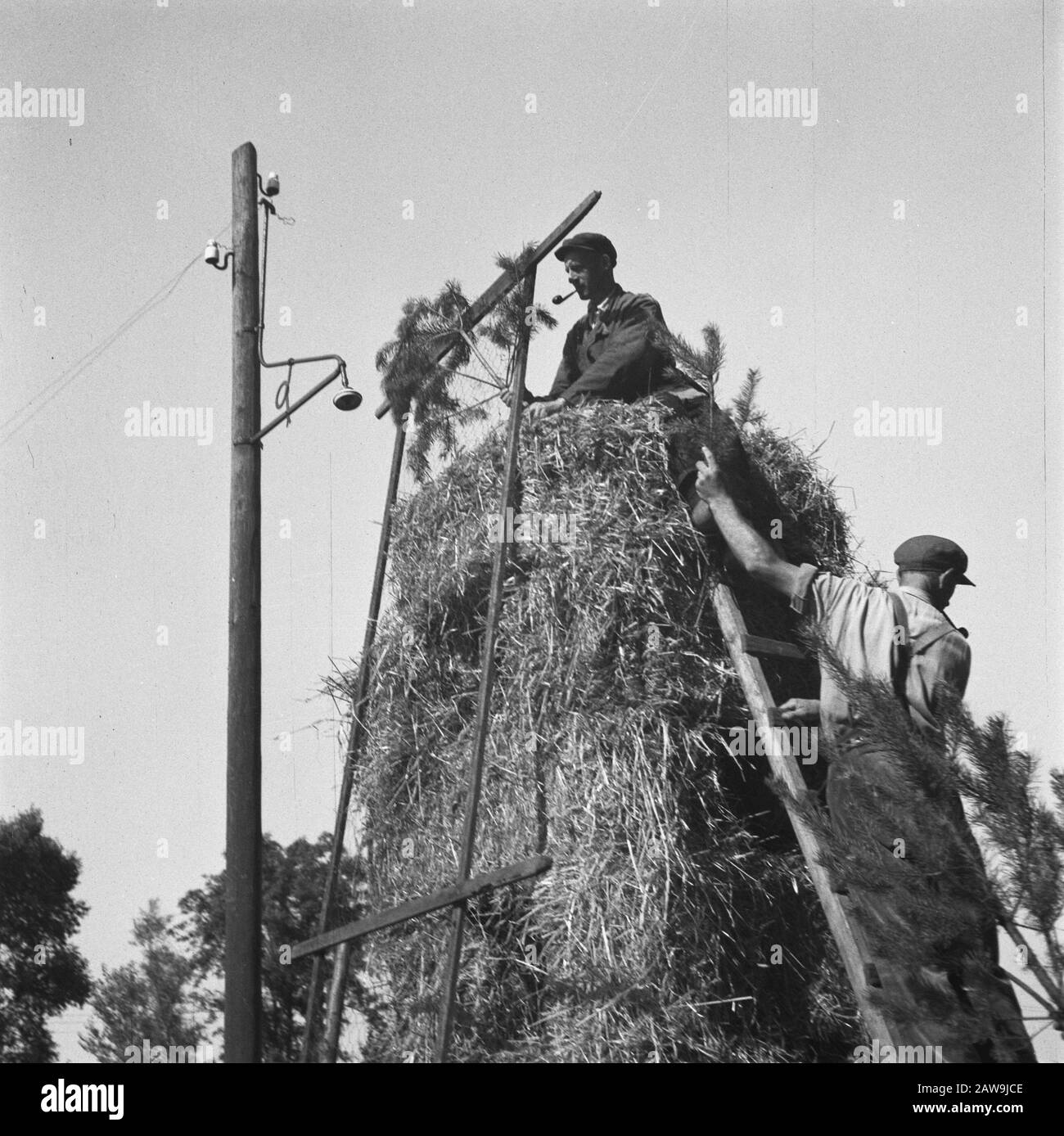 Village parties hi-res stock photography and images - Alamy