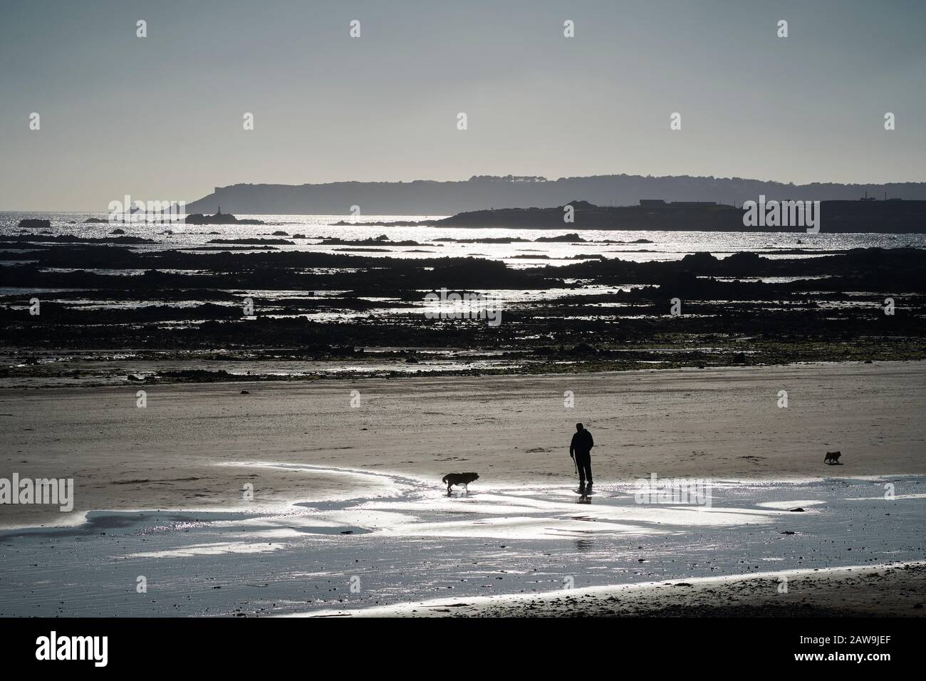 Jersey, Channel Islands. The beach near St Helier Stock Photo - Alamy