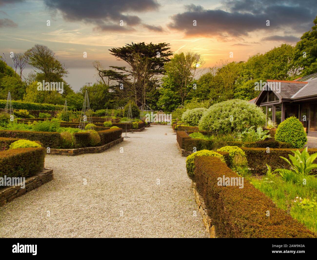 Beautiful landscaped image sunset hi-res stock photography and images ...