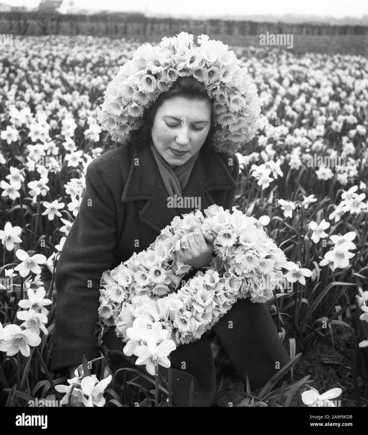 Girls hat Black and White Stock Photos & Images - Alamy