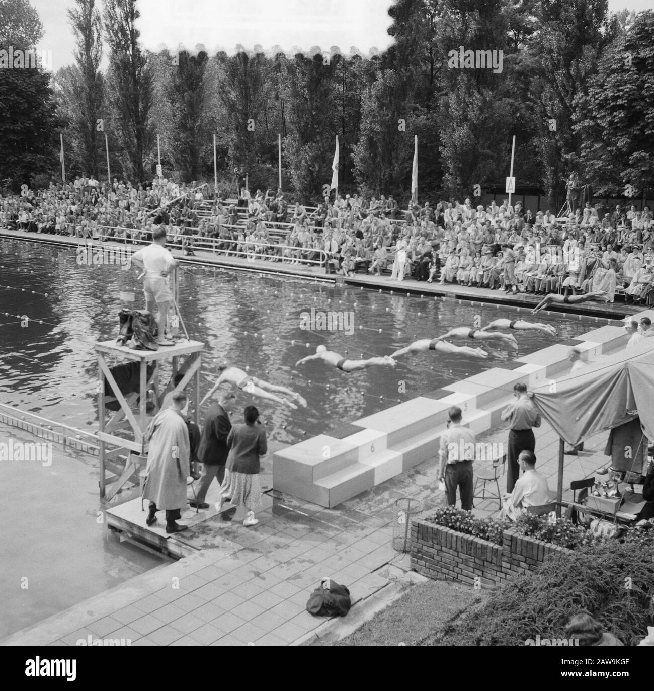 Dutch Swimming Championships Sittard Overview Date: August 5, 1951 ...