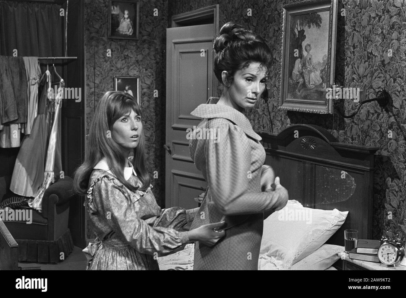 Maid tv series hi-res stock photography and images - Alamy