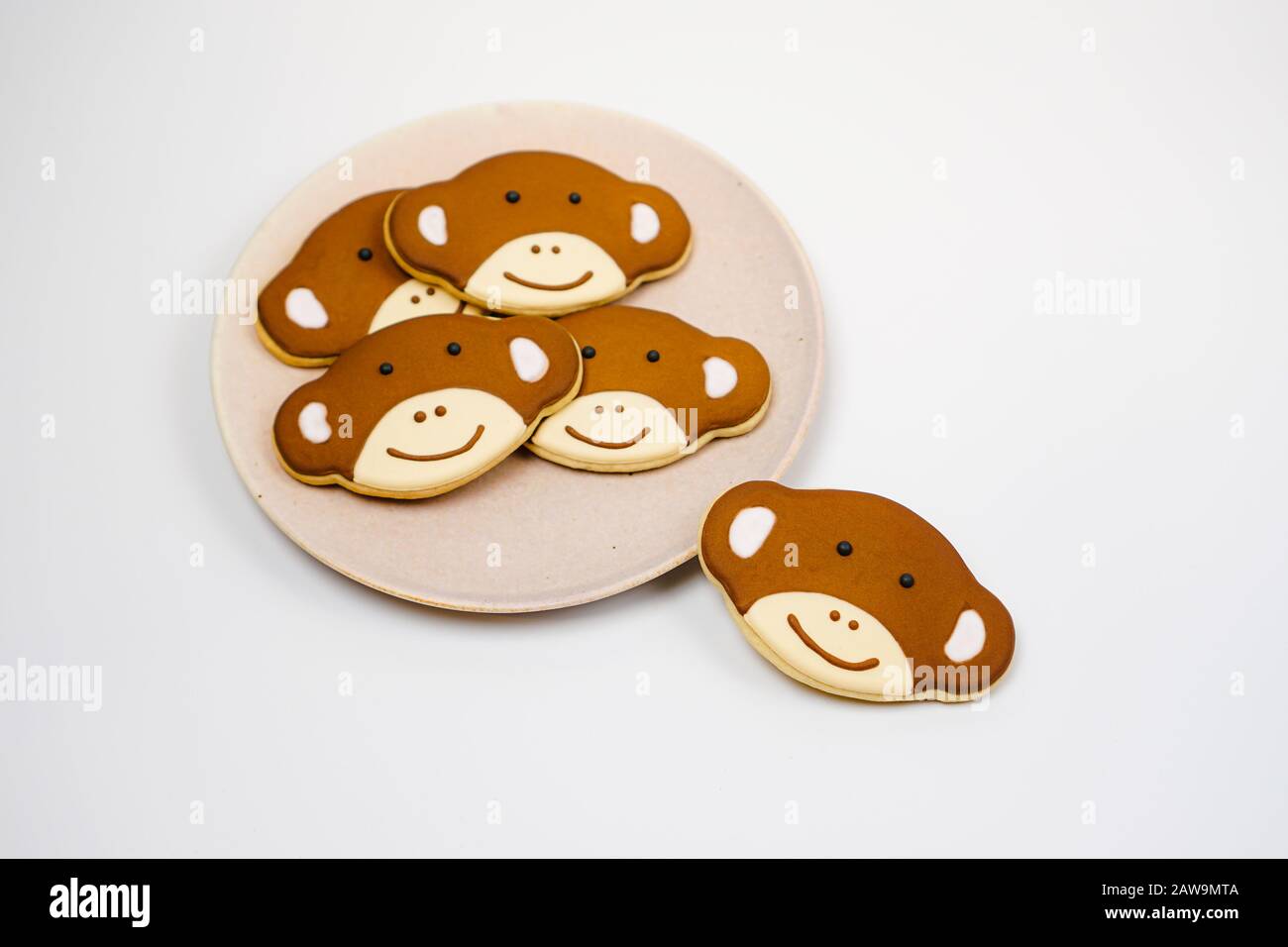 Monkeys shape hi-res stock photography and images - Alamy