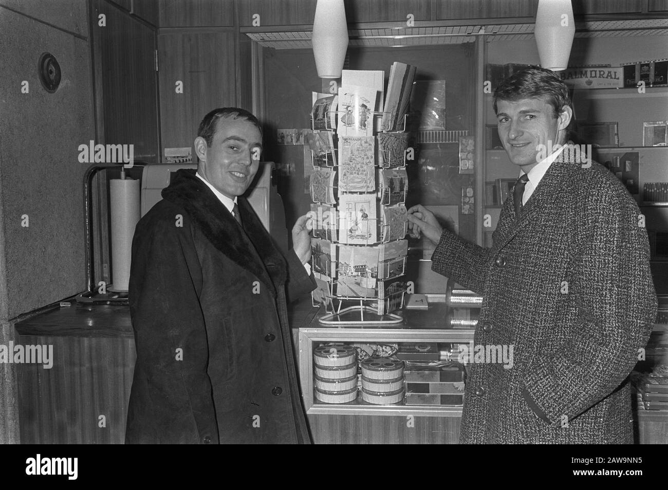 Roger hunt buy tickets hi-res stock photography and images - Alamy