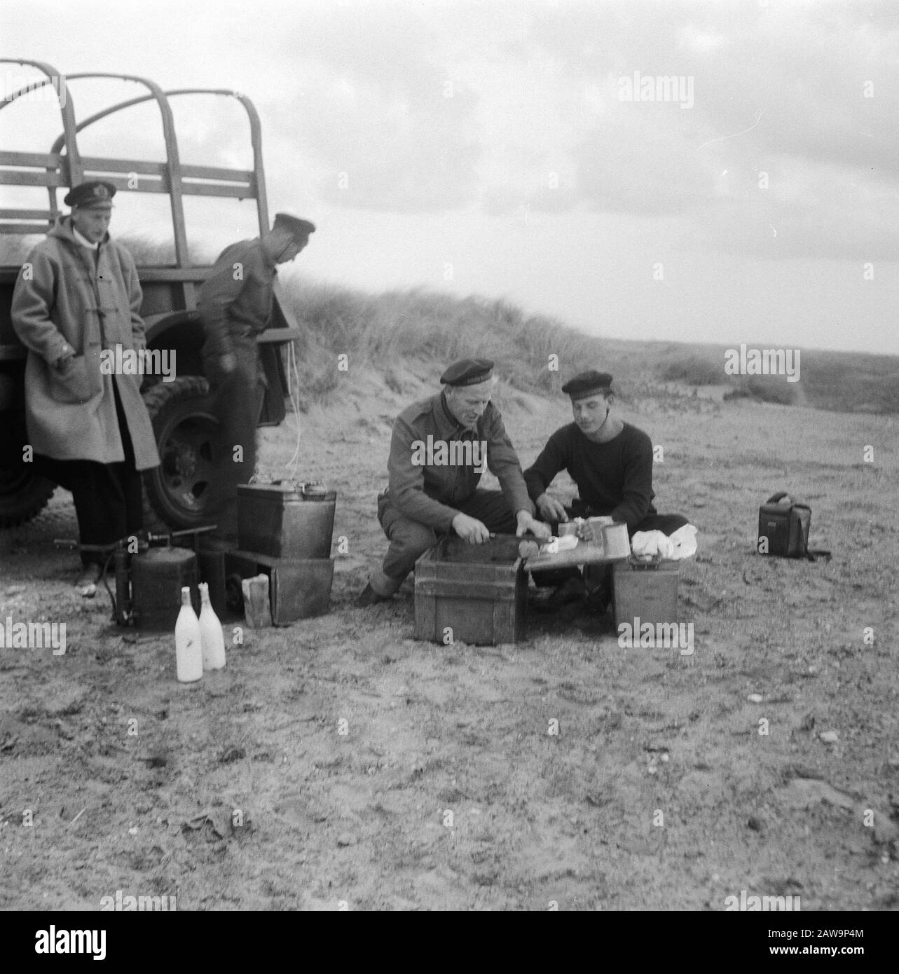 Reportage mod hi-res stock photography and images - Alamy