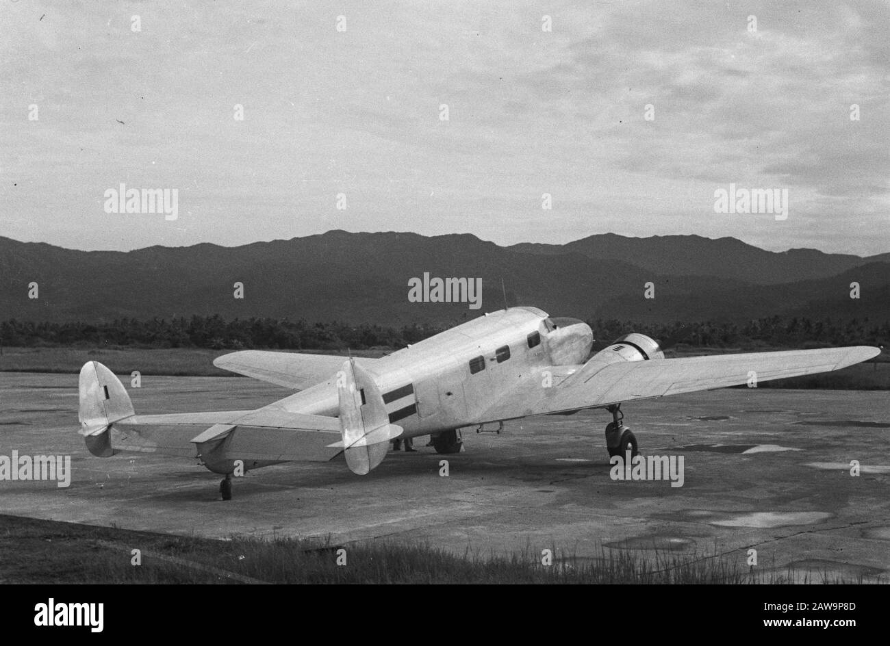 Lockheed 12 hi-res stock photography and images - Alamy