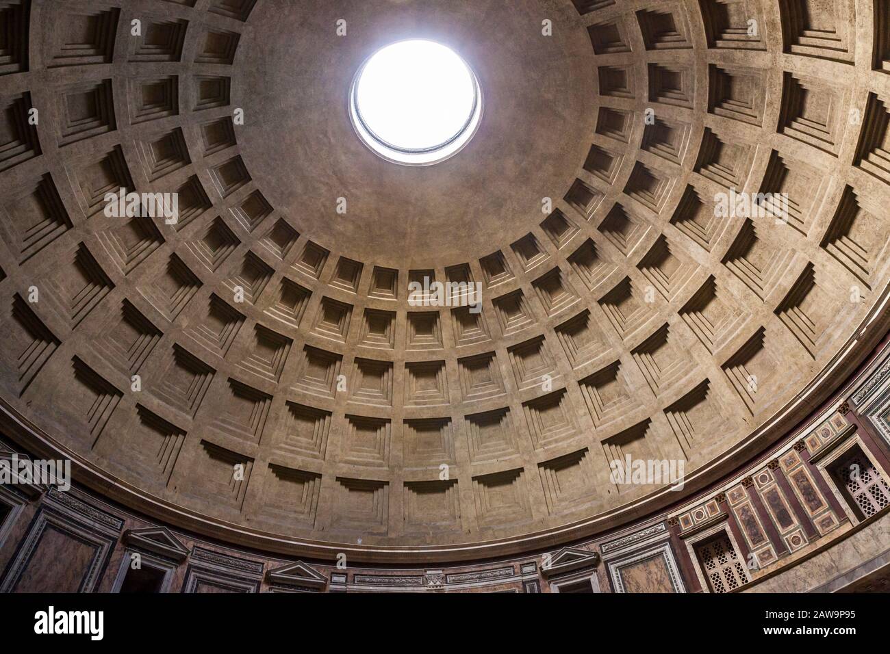 Coffered ceiling pantheon interior dome hi-res stock photography and ...