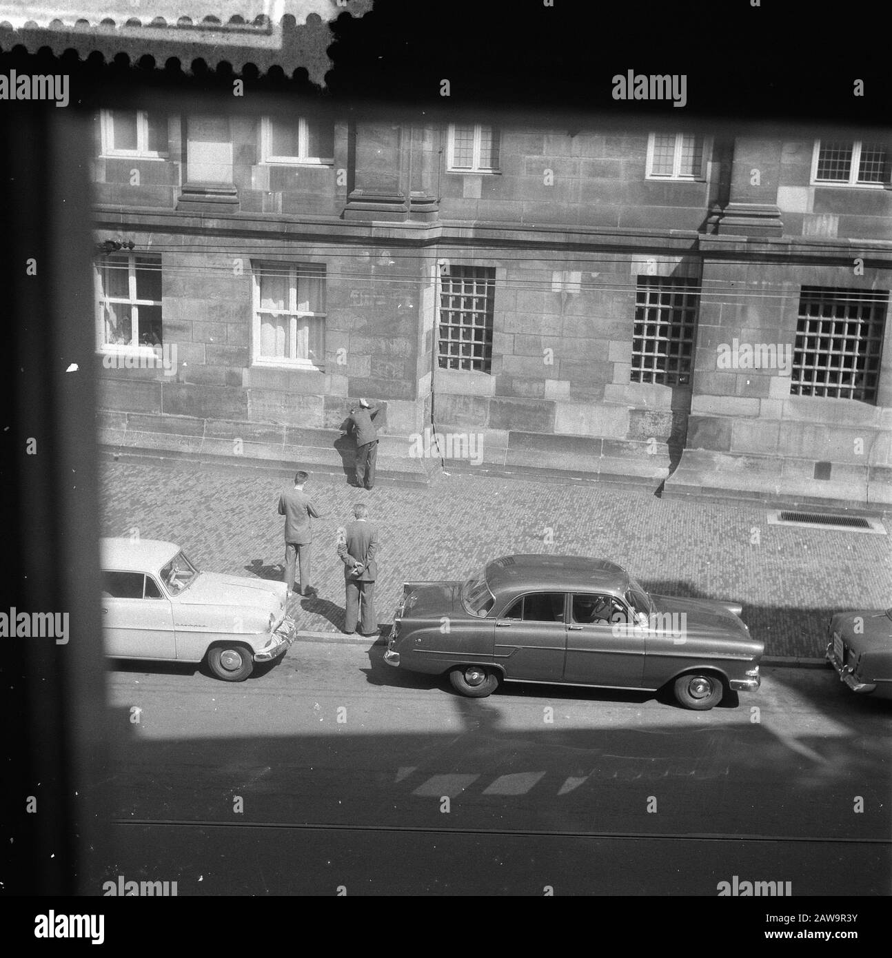 Reconstruction robbery paleisstraat hi-res stock photography and images ...