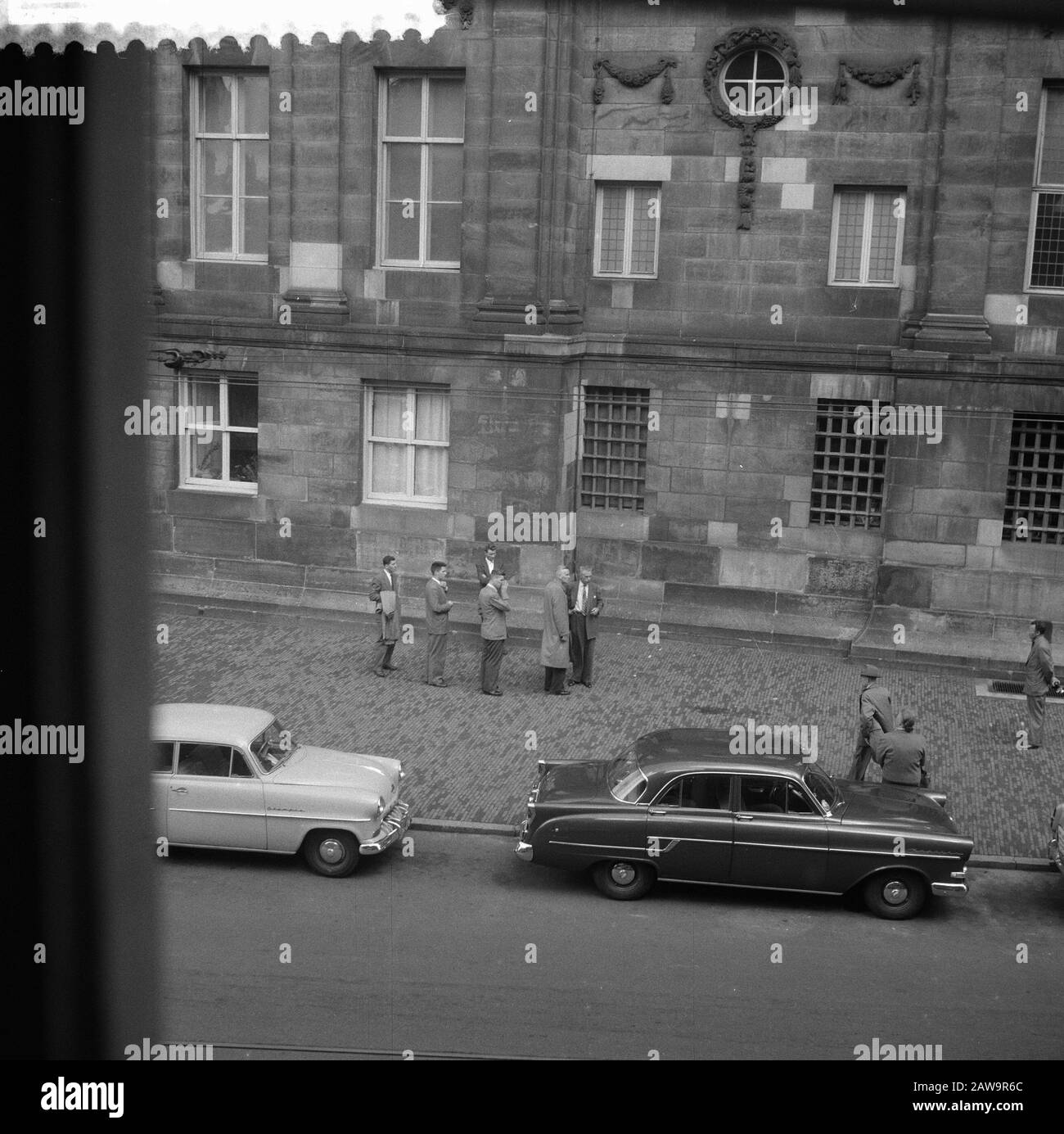 Reconstruction robbery paleisstraat hi-res stock photography and images ...