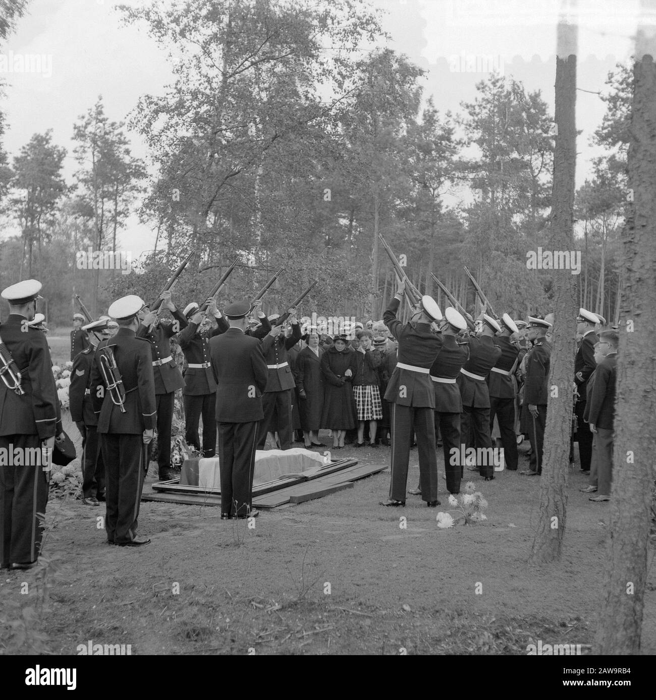 Marvo funeral sergeant marine r hi-res stock photography and images - Alamy