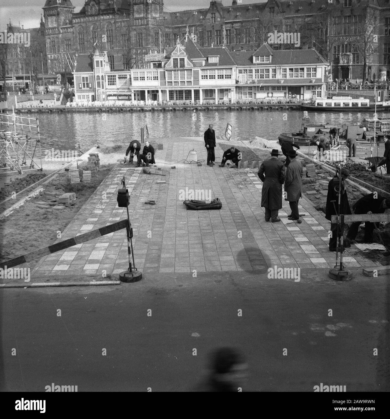 Control procedures Black and White Stock Photos & Images - Alamy