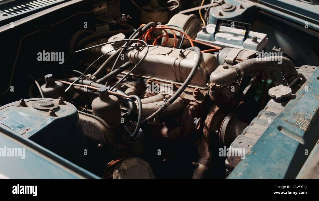 View into engine compartment engine hi-res stock photography and images ...