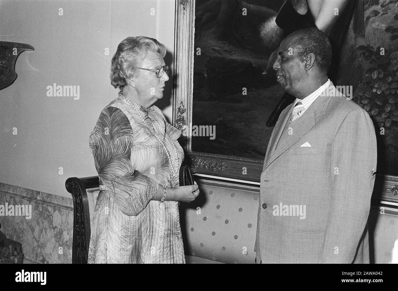 Queen Juliana receives President Siad Barre of Somalia Date: September ...