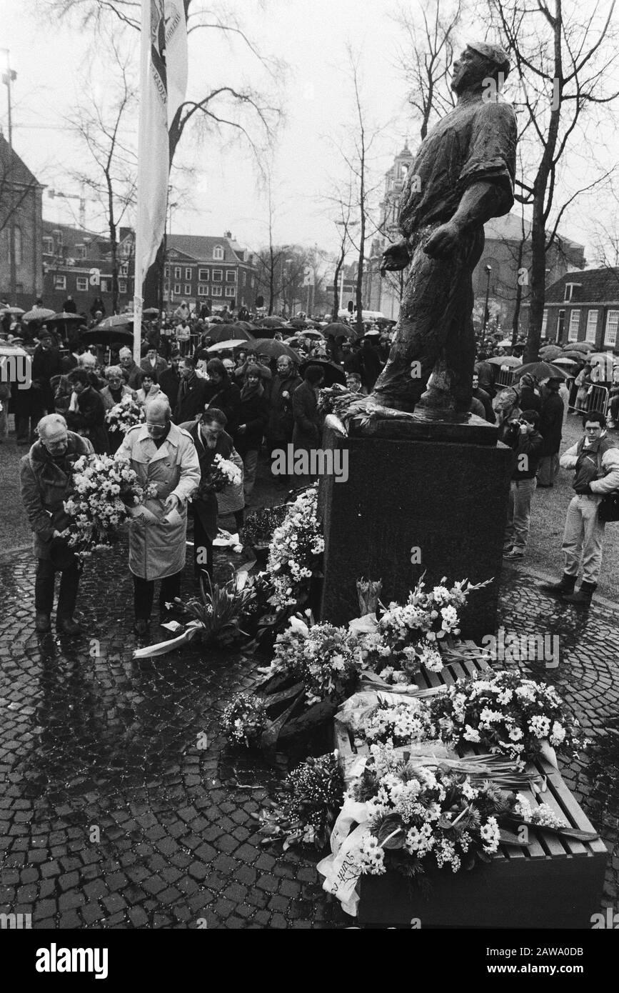 Commemoration of the February Strike in Docker 1983 Wreath laying ...