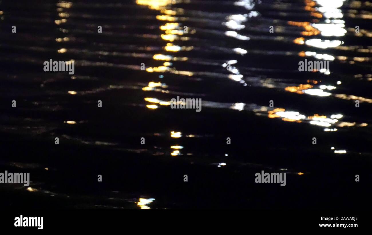 Night water surface hi-res stock photography and images - Alamy