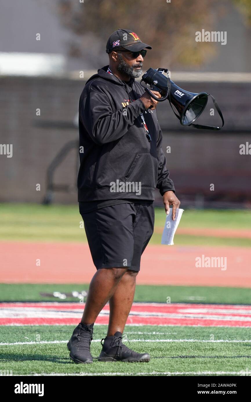 Los Angeles Wildcats coach Winston Moss during practice, Wednesday, Feb ...