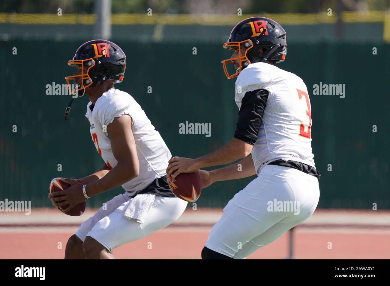 Quarterbacks hi-res stock photography and images - Alamy