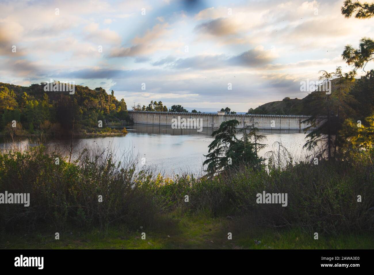 Hollywood Dam reservoir better known as hollywood lake los angeles ...