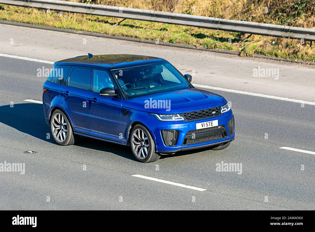 2019 blue Land Rover Range Rover Sport SVR S/C; UK Vehicular traffic ...