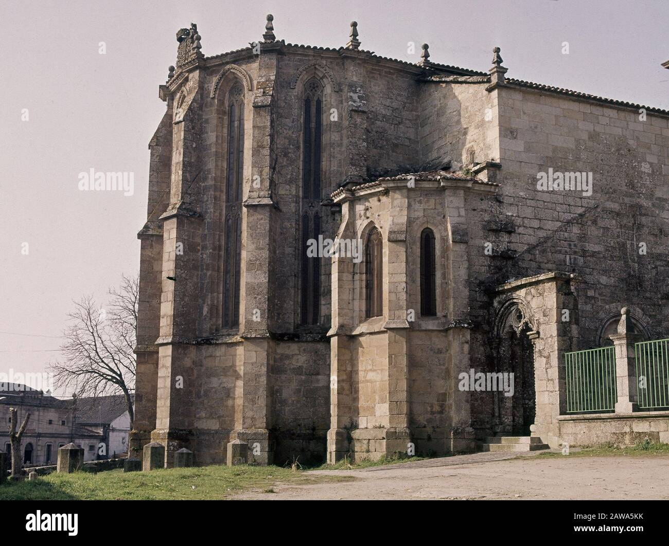 ABSIDE DEL CONVENTO DE SANTO DOMINGO - SIGLO XIII - GOTICO ESPAÑOL ...