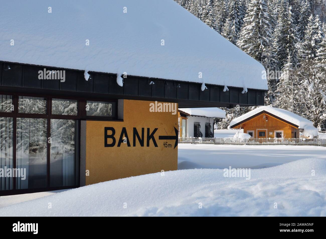 Cool office building hi-res stock photography and images - Alamy