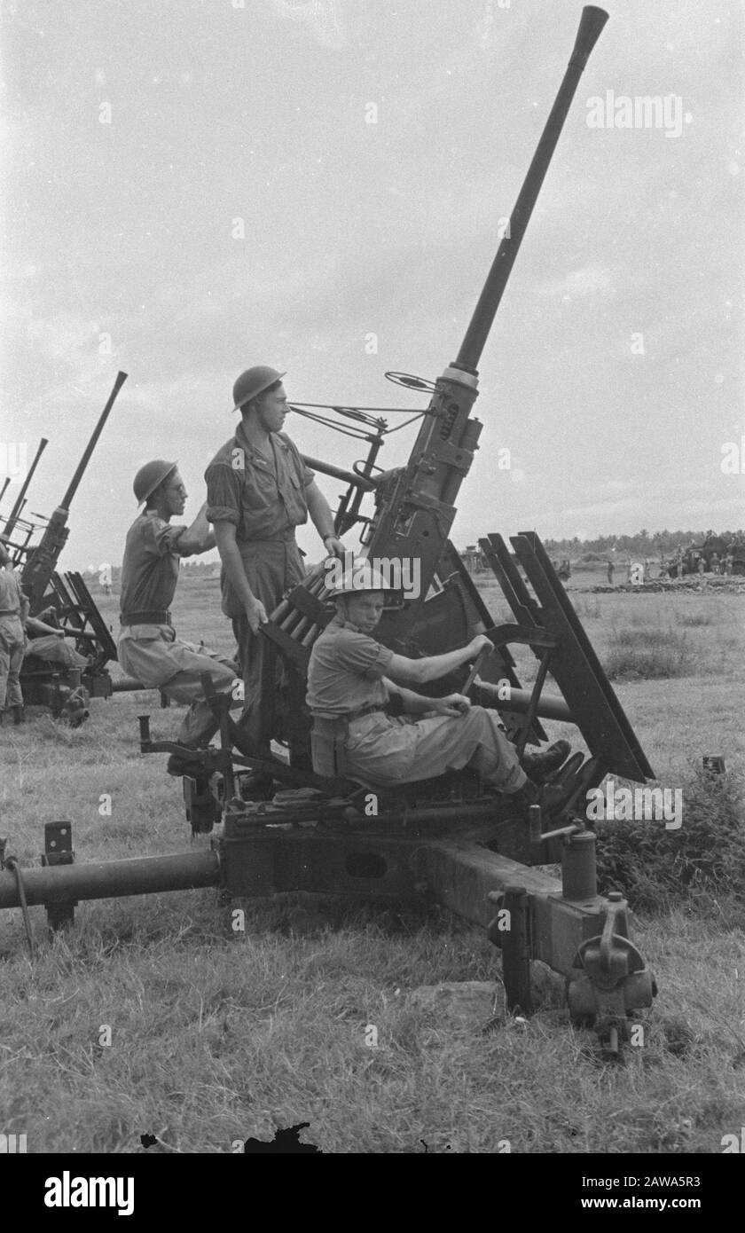 Luchtvaartdag Military Aviation at the airport Kemajoran Flak (40mm ...