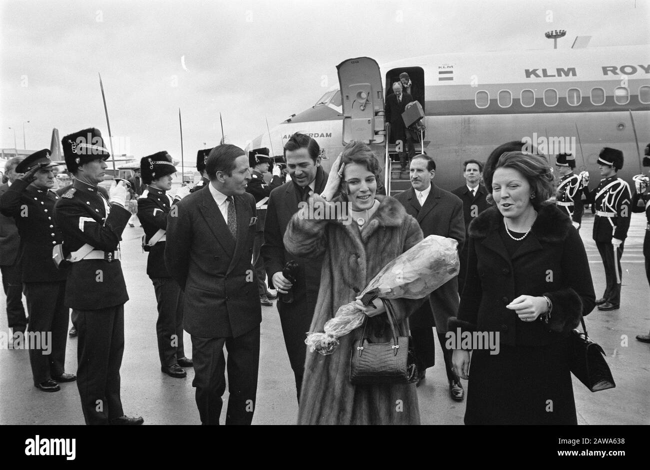 King Constantine and Queen Anne Marie arrive at Schiphol for baptism ...