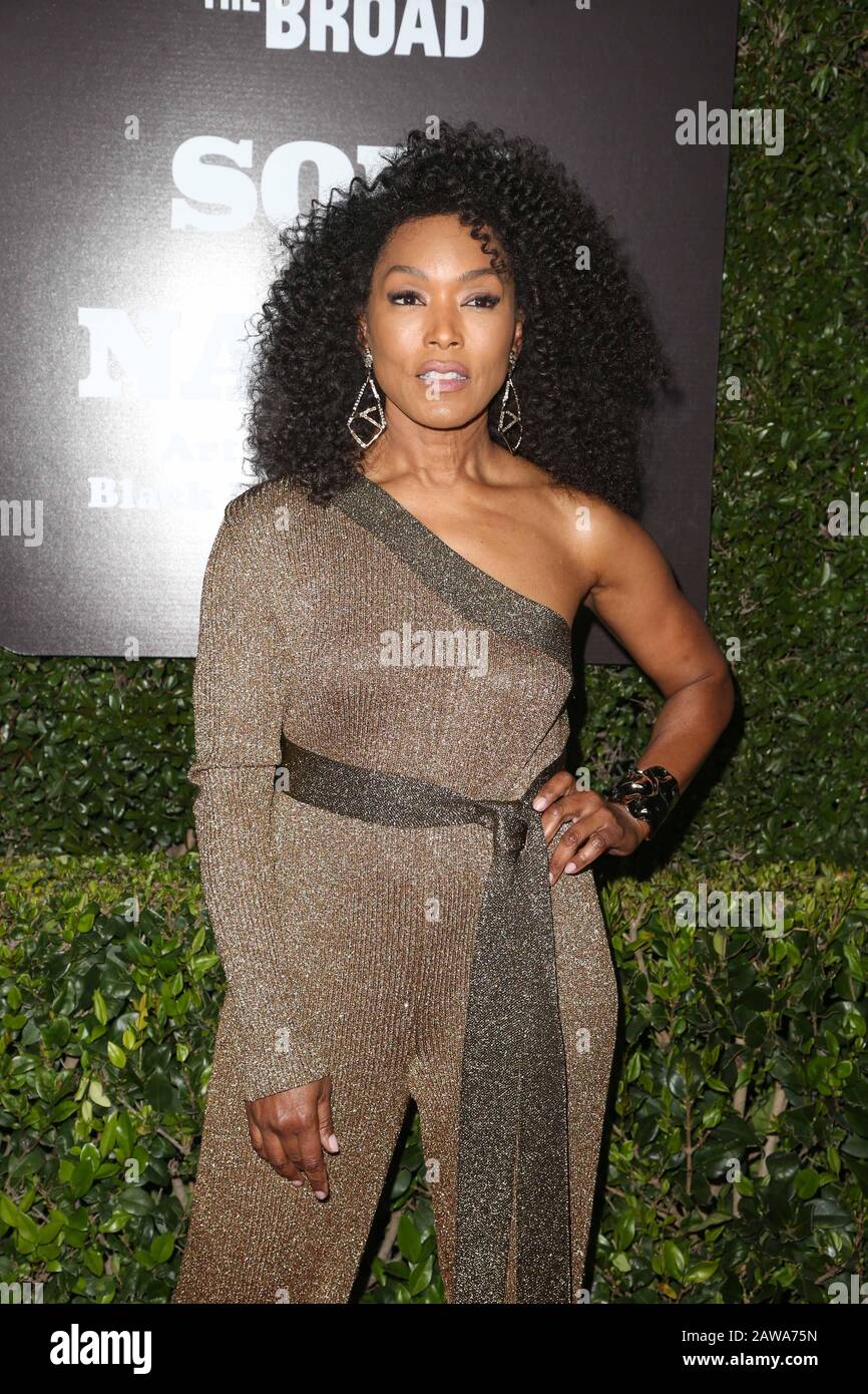 Los Angeles Ca Usa Angela Bassett At The Broad Museum Celebrates The Opening Of Soul Of A