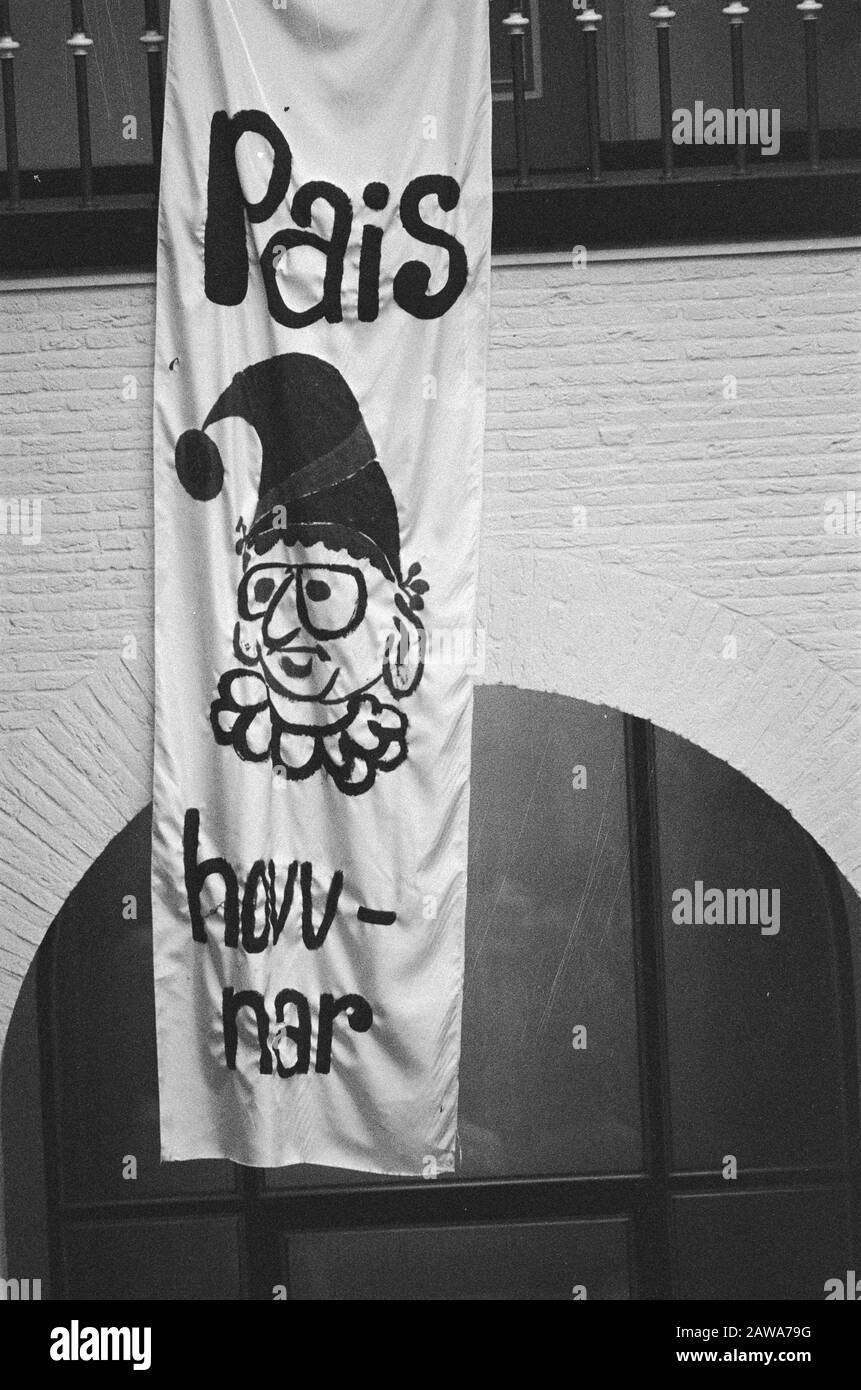 Occupation maagdenhuis amsterdam hi-res stock photography and images ...