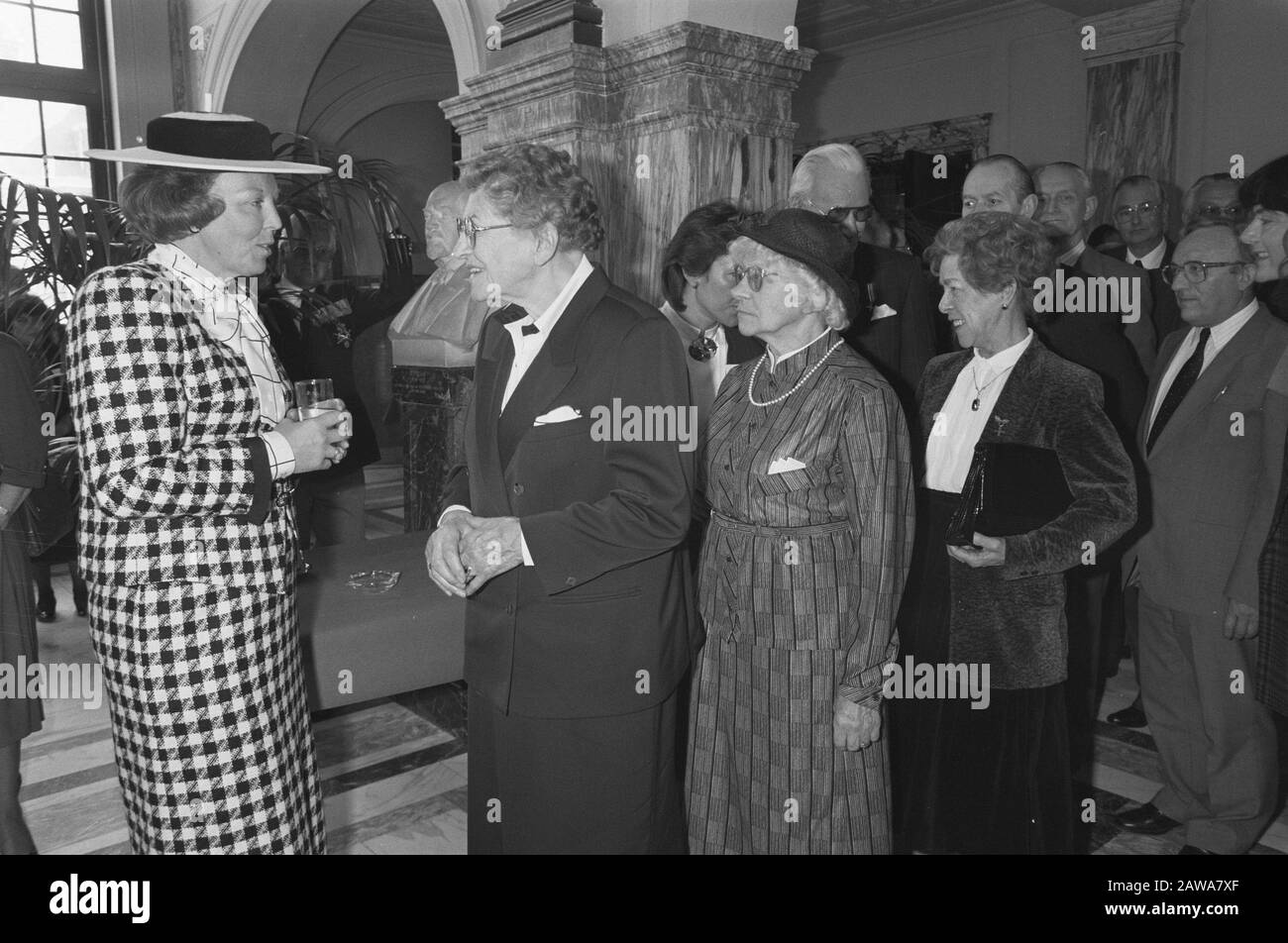 Queen Beatrix attended 25th ceremony Yad Vashem honors Date: April 12 ...